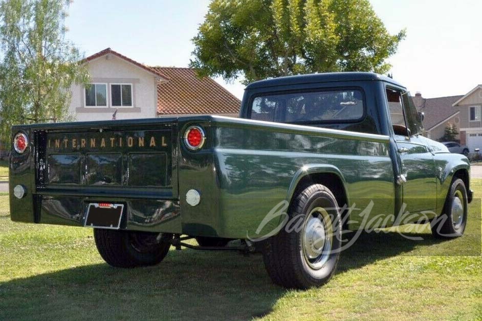 1965 INTERNATIONAL D-1200 PICKUP - Rear 3/4 - 251304