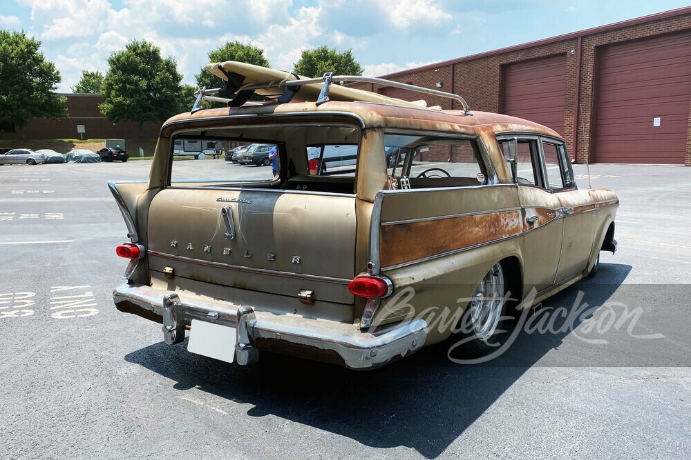 1959 RAMBLER CUSTOM WAGON - Rear 3/4 - 251633