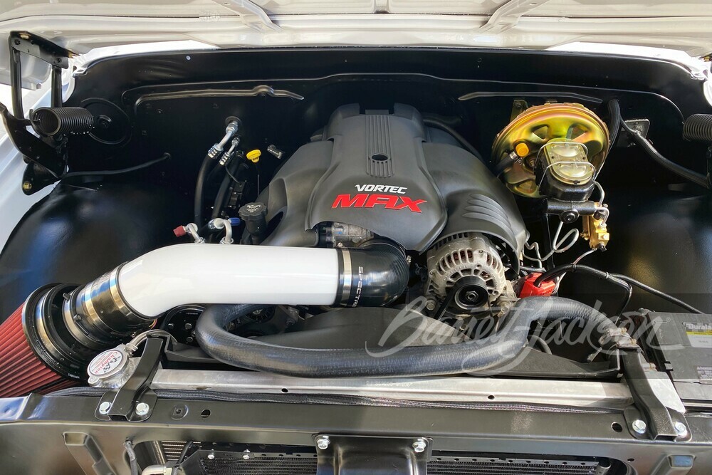 1968 CHEVROLET C10 CUSTOM PICKUP - Engine - 251672