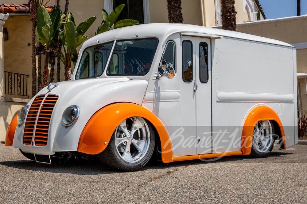 1961 DIVCO CUSTOM MILK TRUCK - Misc 11 - 251756