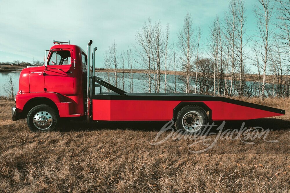 1954 INTERNATIONAL CAB-OVER CUSTOM TRUCK - Side Profile - 251903