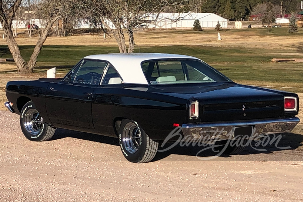 1969 PLYMOUTH ROAD RUNNER - Rear 3/4 - 252047