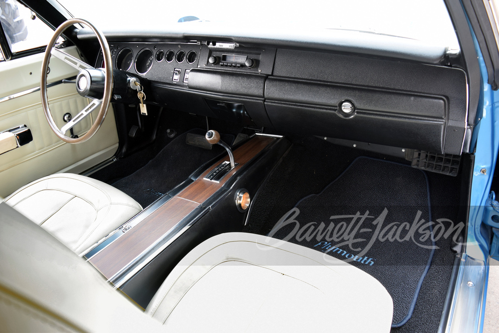 1970 PLYMOUTH SUPERBIRD - Interior - 252454