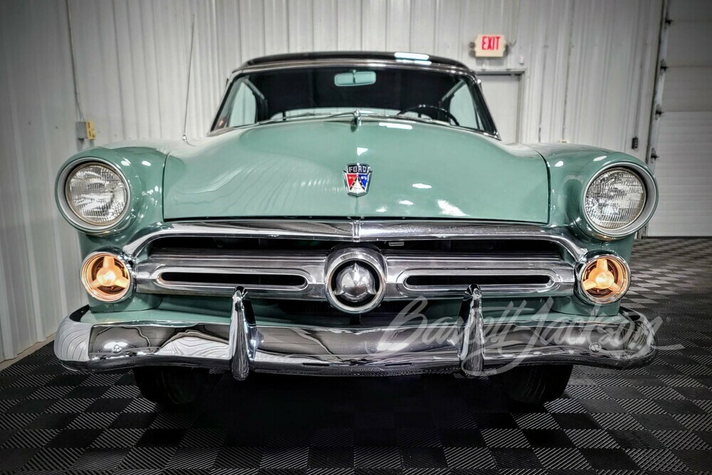 1952 FORD CRESTLINE VICTORIA - Misc 3 - 252527