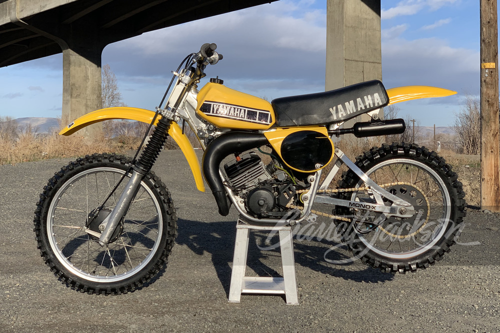 1978 YAMAHA YZ125 MOTORCYCLE - Side Profile - 252884