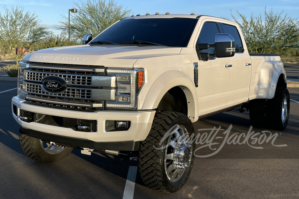 2018 FORD F-450 SUPER DUTY PLATINUM CUSTOM PICKUP