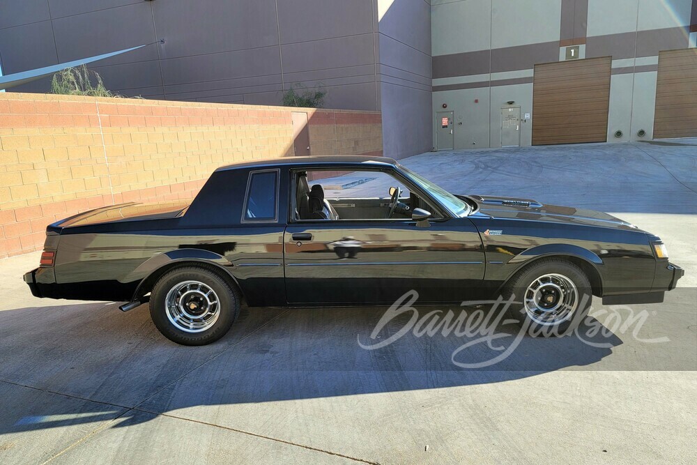 1987 BUICK GRAND NATIONAL - Side Profile - 253924