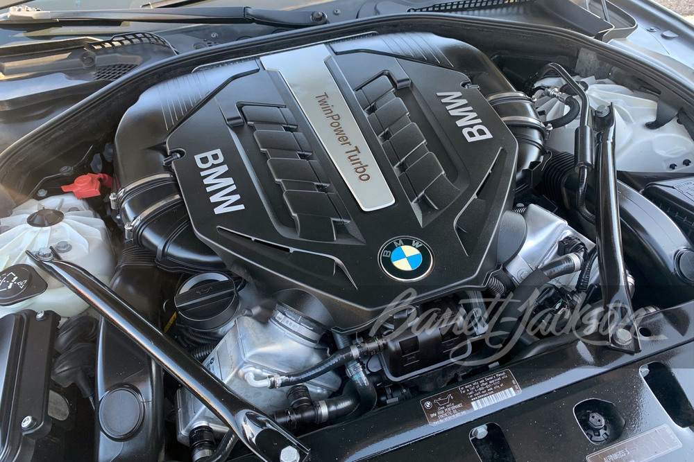 2012 BMW 650i CONVERTIBLE - Engine - 253940