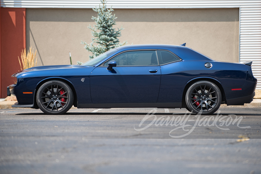 2015 DODGE CHALLENGER SRT HELLCAT - Side Profile - 254777