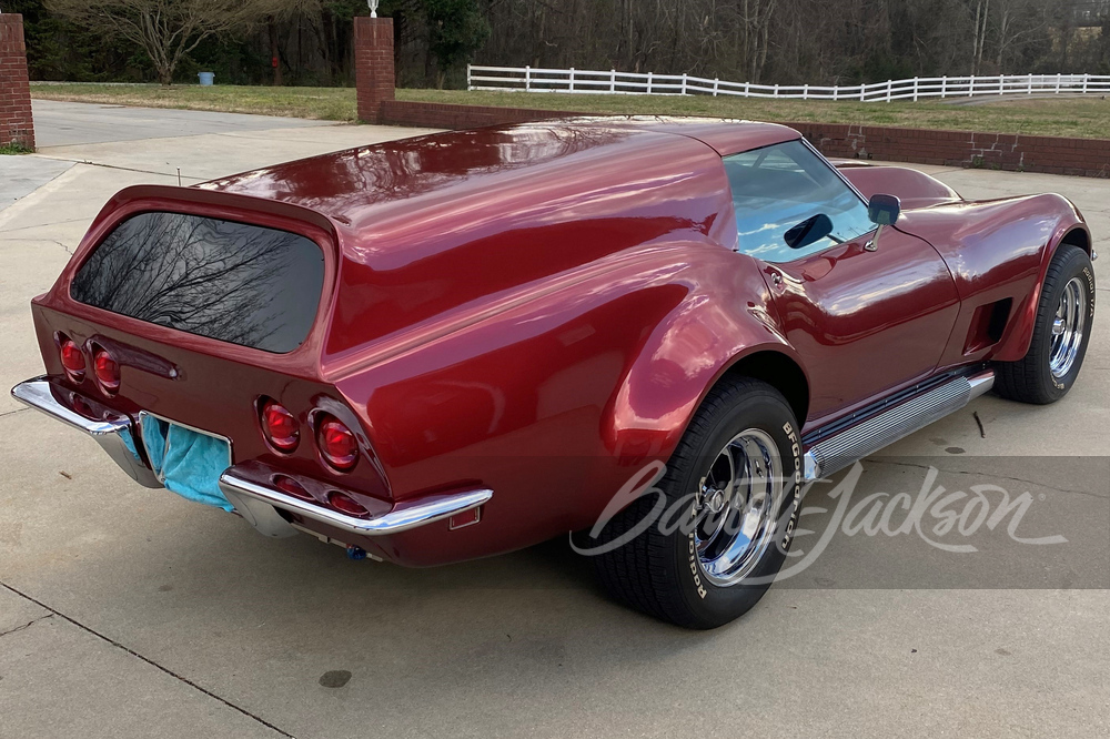 1968 CHEVROLET CORVETTE CUSTOM COUPE - Rear 3/4 - 256574