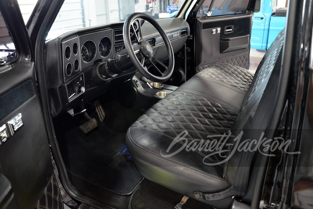 1978 GMC K15 CUSTOM PICKUP - Interior - 258813