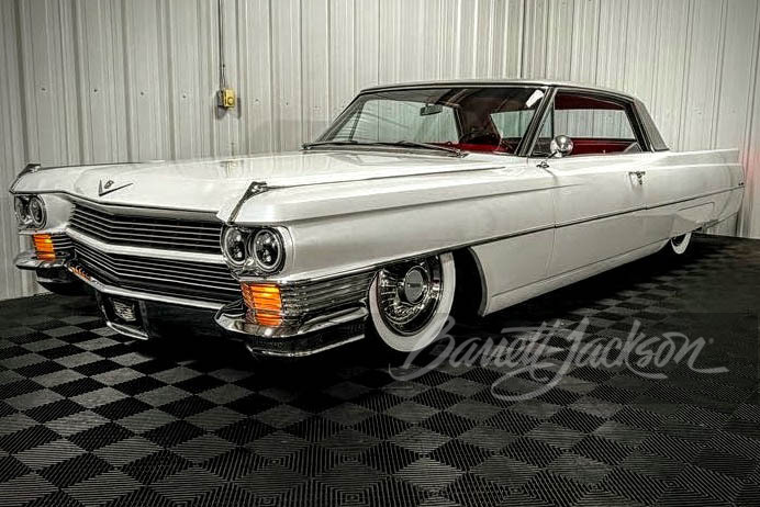 1964 CADILLAC COUPE DE VILLE CUSTOM - Front 3/4 - 258867