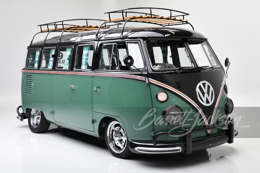 1974 VOLKSWAGEN 23-WINDOW CUSTOM MICROBUS RE-CREATION