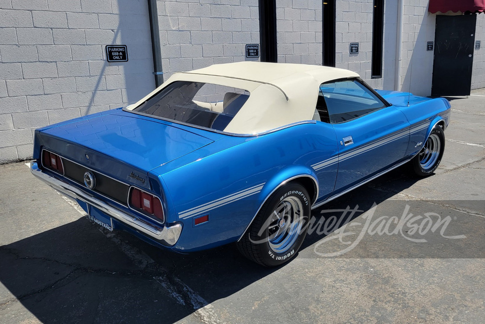1972 FORD MUSTANG CONVERTIBLE - Rear 3/4 - 259218