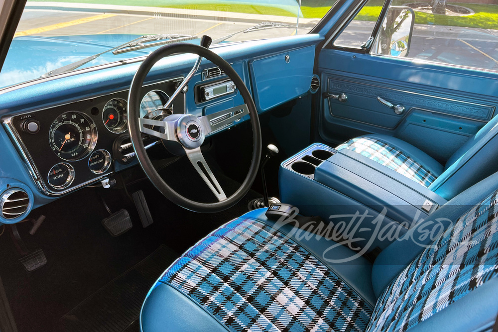 1972 CHEVROLET C10 CUSTOM DELUXE PICKUP - Interior - 259294