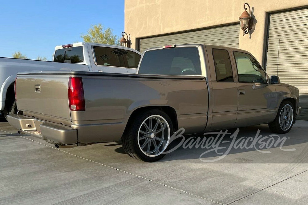 1998 GMC SIERRA CUSTOM PICKUP - Rear 3/4 - 259312