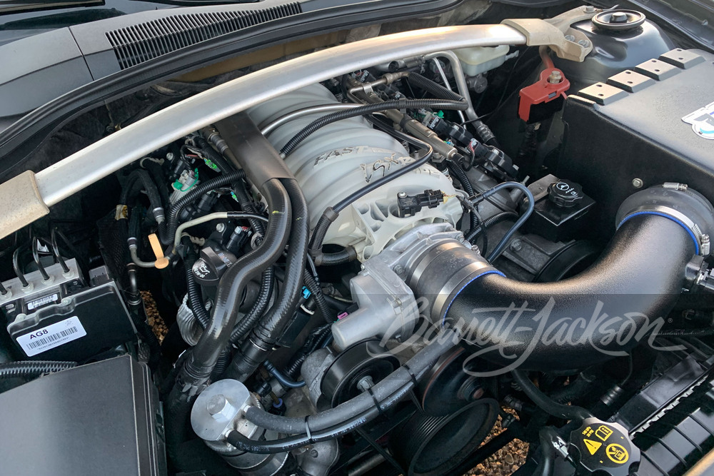 2011 CHEVROLET CAMARO SS CONVERTIBLE - Engine - 260200