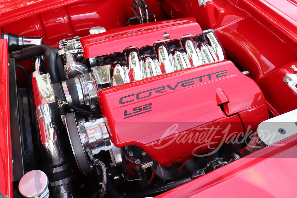 1961 CHEVROLET CORVETTE CUSTOM CONVERTIBLE - Engine - 260266