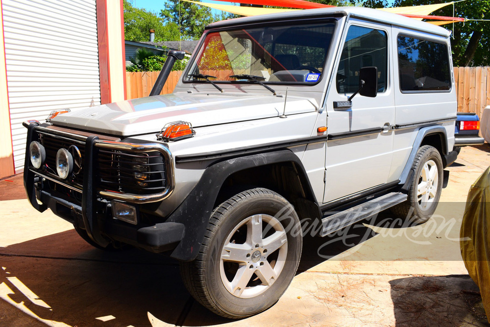 1986 MERCEDES-BENZ G-WAGEN - Front 3/4 - 261083