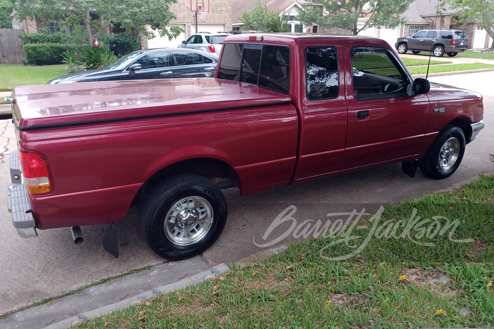 1995 FORD RANGER PICKUP - Rear 3/4 - 261258