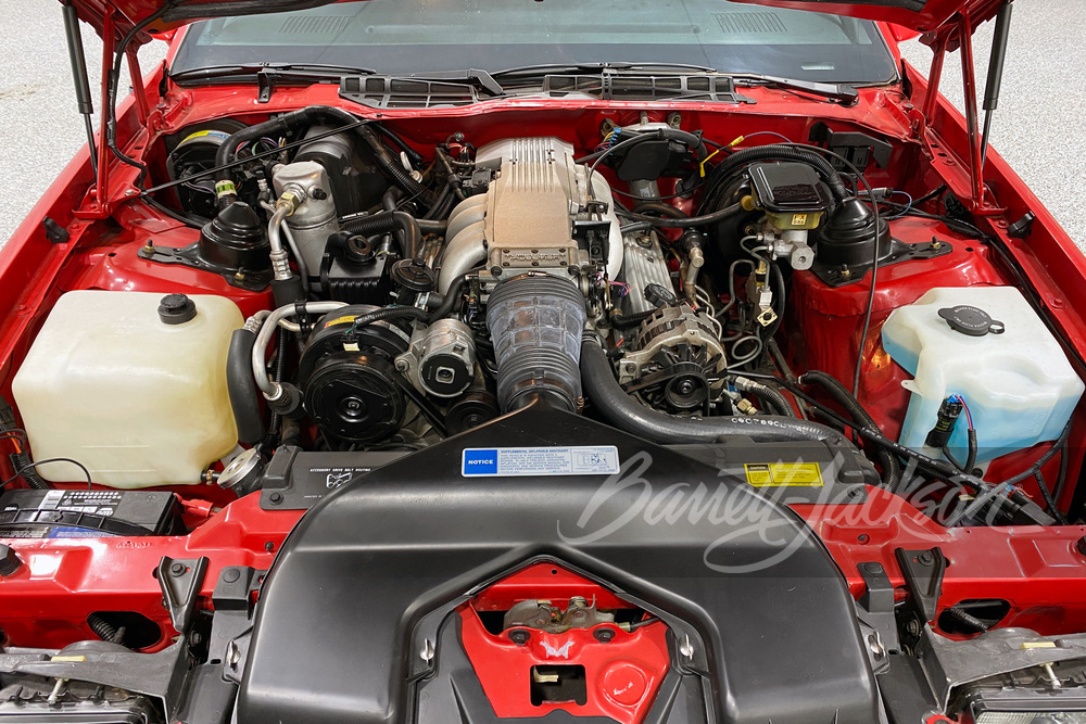 1990 CHEVROLET CAMARO IROC-Z CONVERTIBLE - Engine - 261511