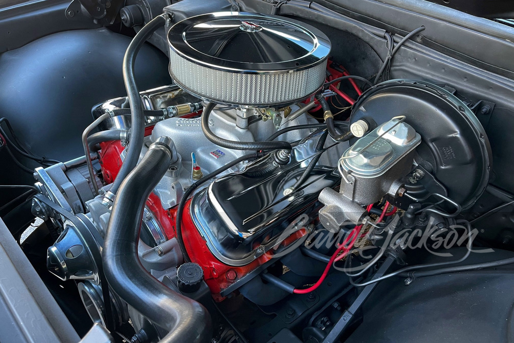 1972 CHEVROLET C10 CUSTOM PICKUP - Engine - 261543