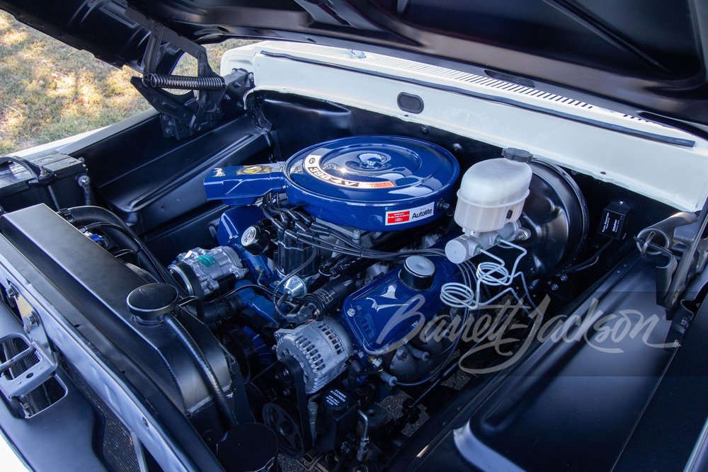 1972 FORD F-250 CUSTOM PICKUP - Engine - 261549