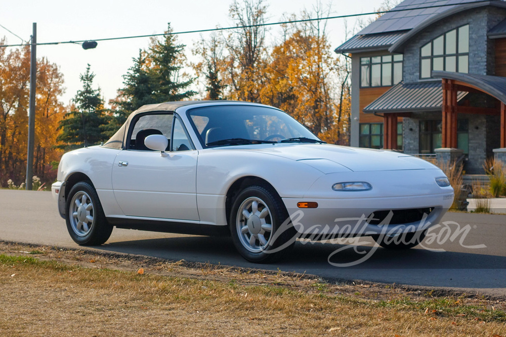 1990 MAZDA MX5 MIATA CONVERTIBLE - Front 3/4 - 261629