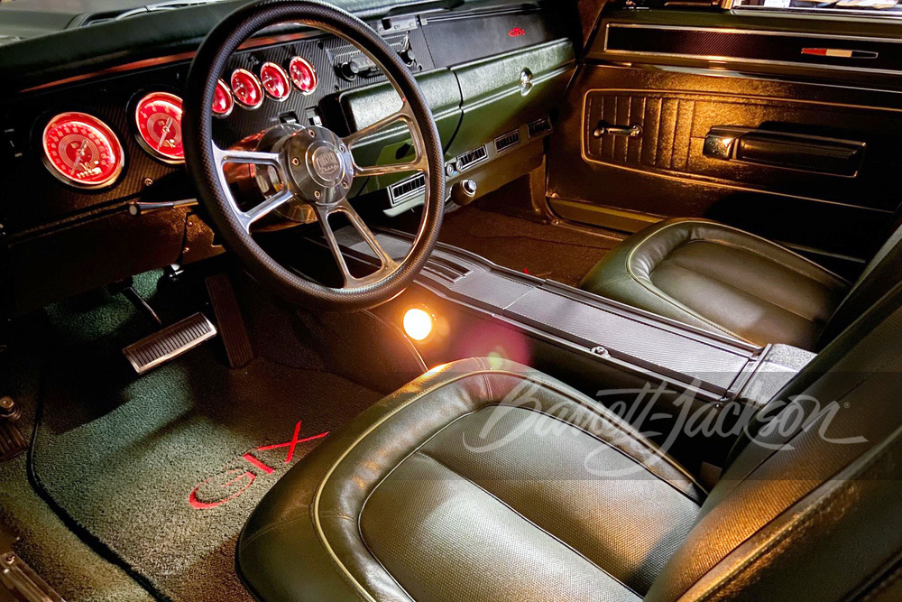 1970 PLYMOUTH HEMI GTX CUSTOM COUPE - Interior - 261776