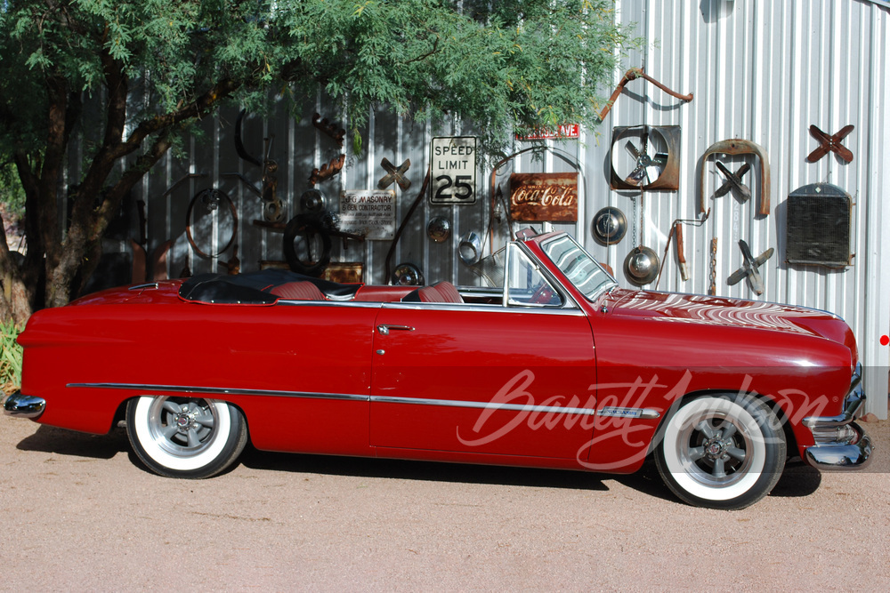 1950 FORD DELUXE CUSTOM CONVERTIBLE - Side Profile - 262095