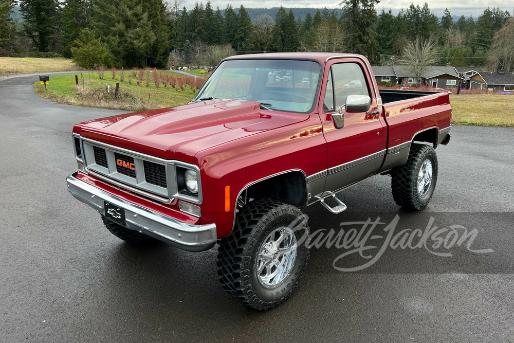 1976 GMC K10 CUSTOM PICKUP - Front 3/4 - 262686