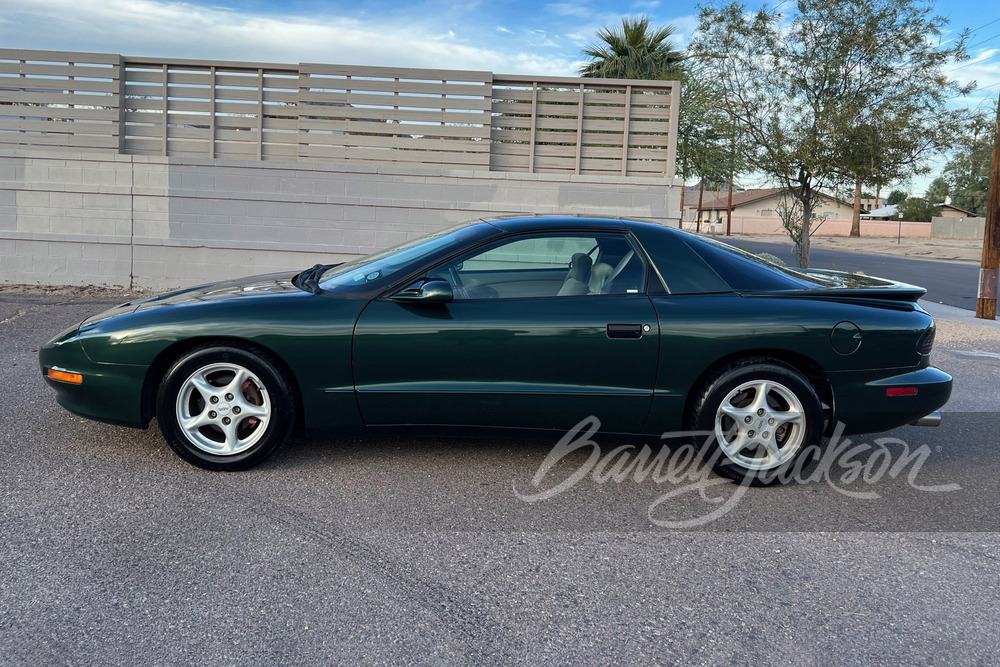 1993 PONTIAC FIREBIRD FORMULA - Side Profile - 263110