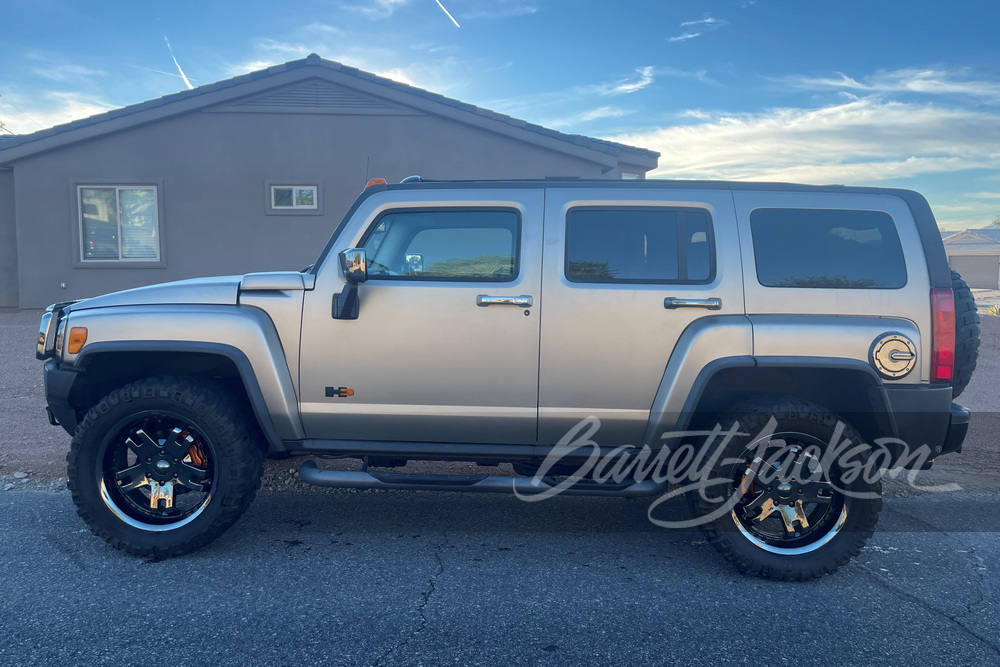 2006 HUMMER H3 CUSTOM SUV - Side Profile - 263210