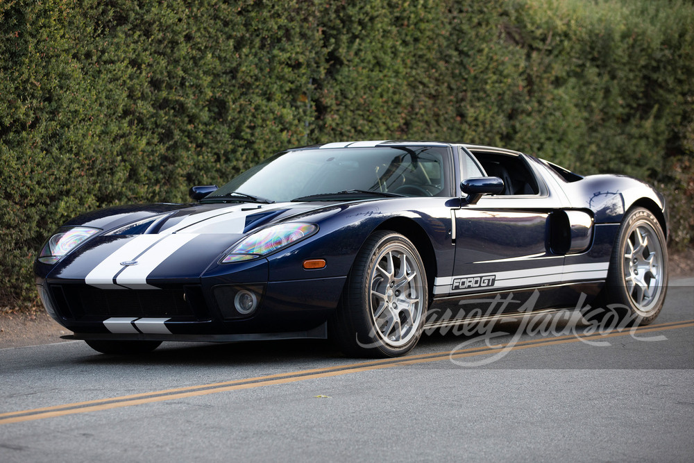 2005 FORD GT - Side Profile - 263317