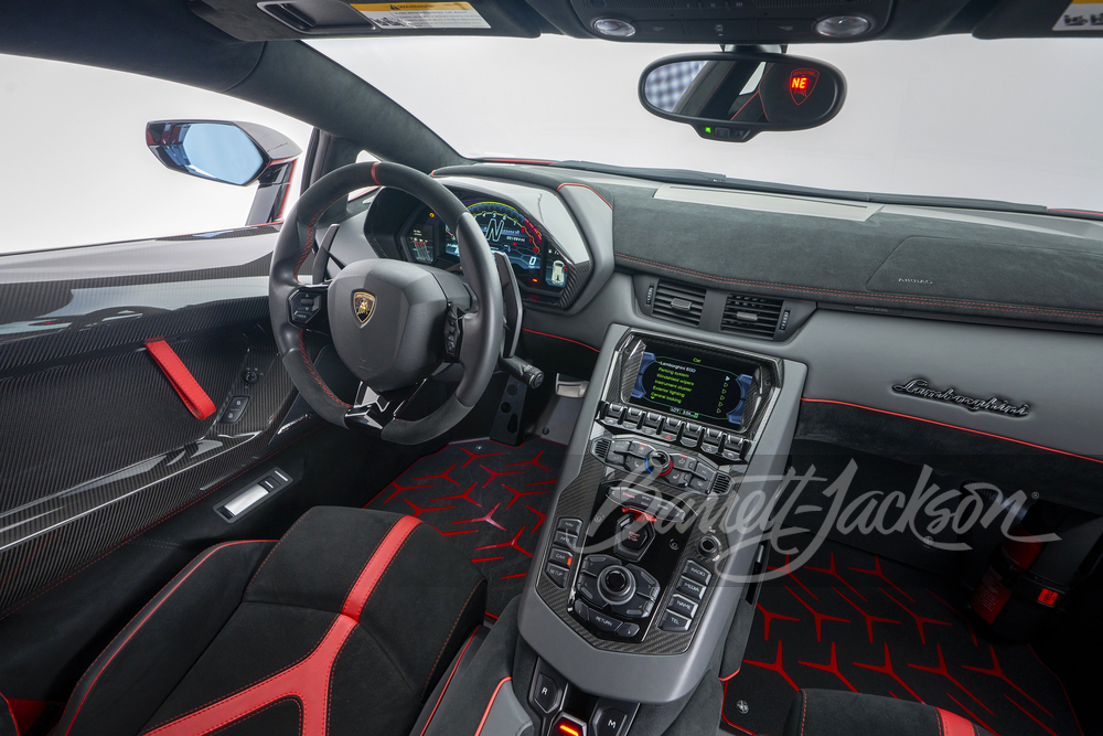 2019 LAMBORGHINI AVENTADOR SVJ - Interior - 263497