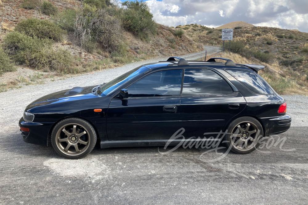 1993 SUBARU IMPREZA CUSTOM WAGON - Side Profile - 263656