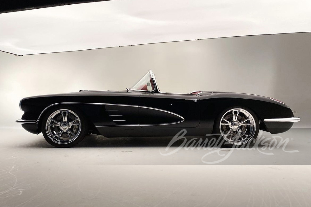 1958 CHEVROLET CORVETTE CUSTOM CONVERTIBLE - Side Profile - 263675