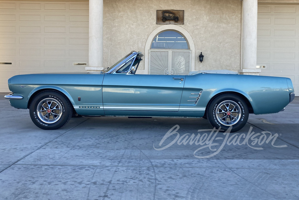 1966 FORD MUSTANG CONVERTIBLE - Side Profile - 264025