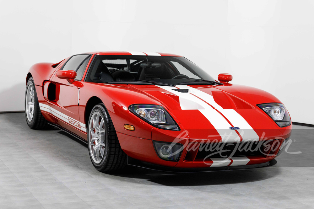 2005 FORD GT - Front 3/4 - 265657