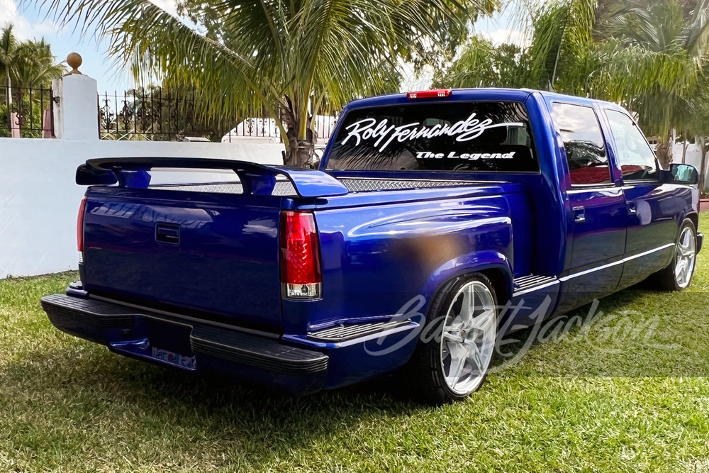 2000 CHEVROLET 2500 CUSTOM PICKUP - Rear 3/4 - 267226