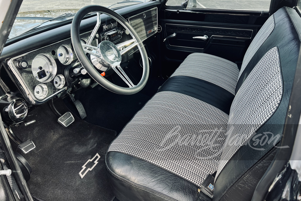 1972 CHEVROLET C10 CUSTOM PICKUP - Interior - 267259