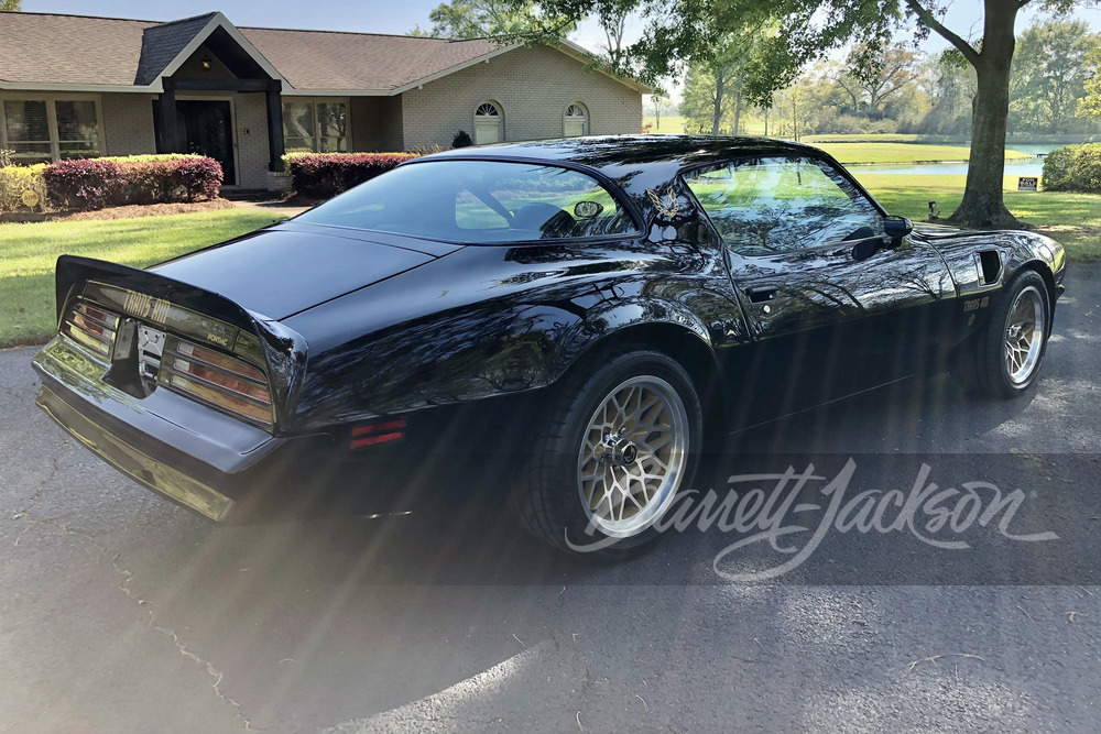 1976 PONTIAC FIREBIRD TRANS AM - Rear 3/4 - 267448
