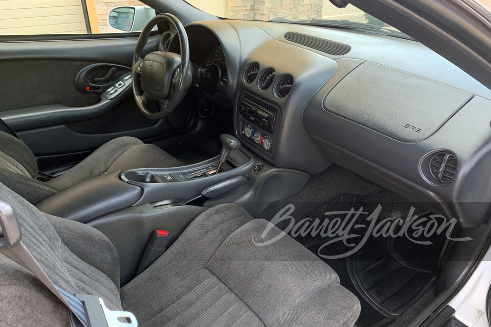 1996 PONTIAC FIREBIRD - Interior - 267565
