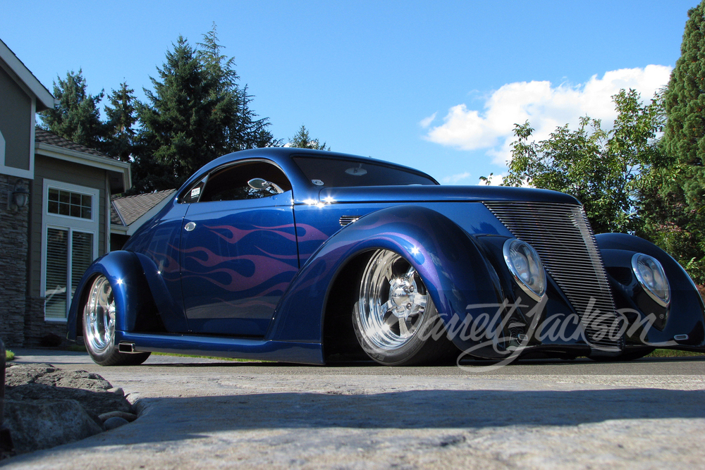 1937 FORD 5-WINDOW COUPE - Front 3/4 - 267664