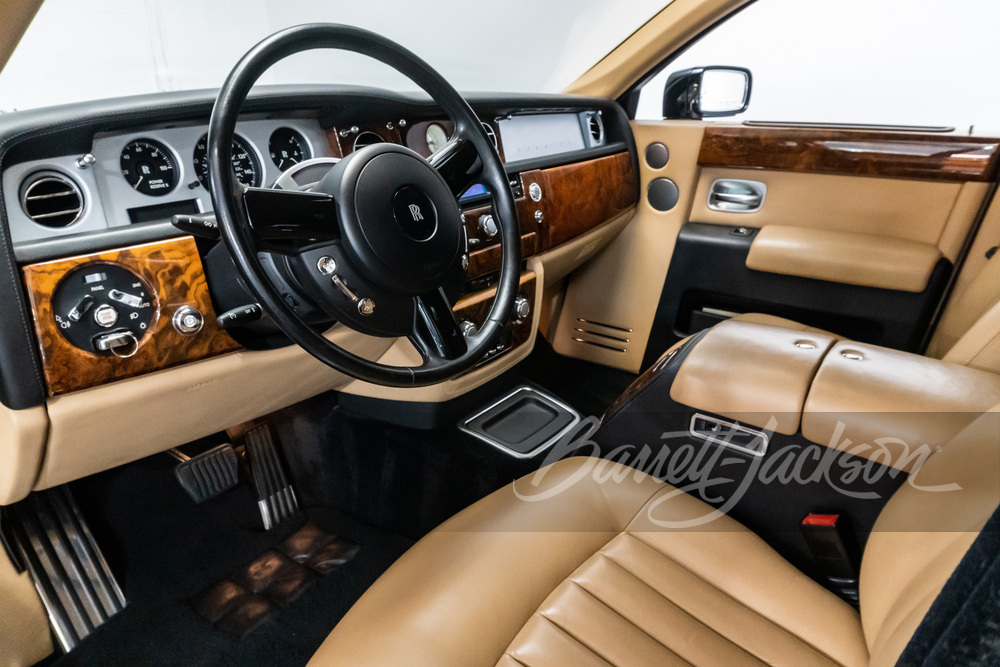 2004 ROLLS-ROYCE PHANTOM - Interior - 269100