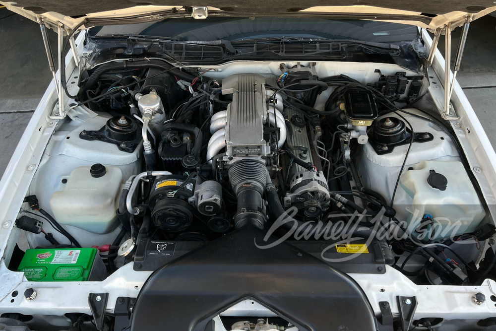 1988 CHEVROLET CAMARO IROC Z/28 CONVERTIBLE - Engine - 271141