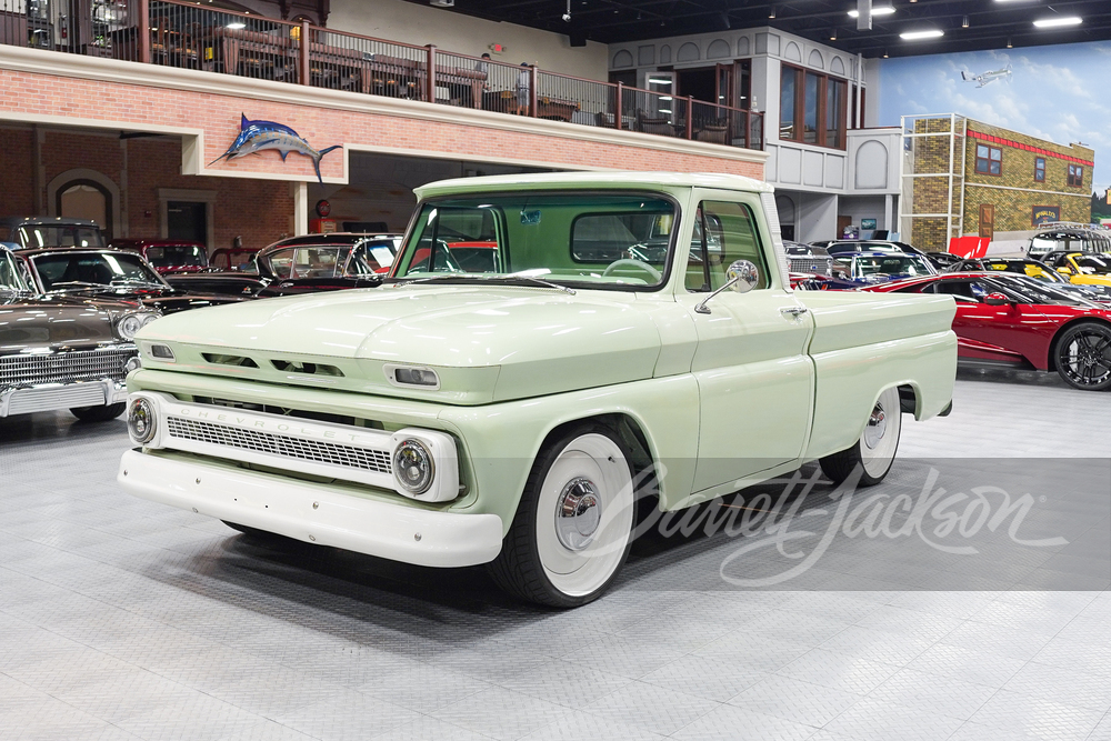 1966 CHEVROLET C10 CUSTOM PICKUP - Front 3/4 - 271582