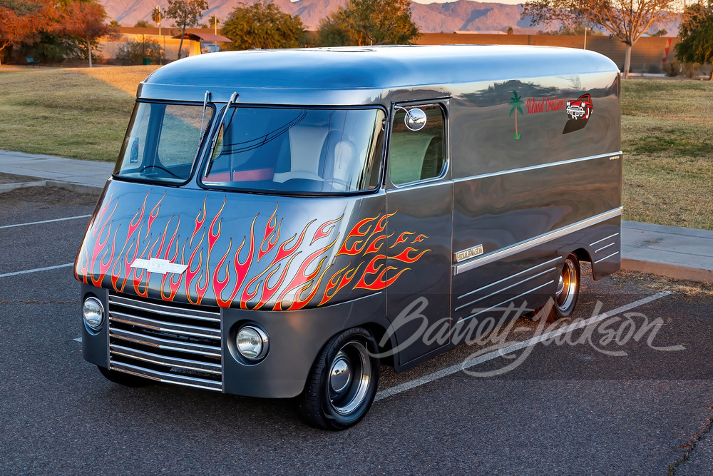1958 CHEVROLET TASK FORCE CUSTOM STEP VAN