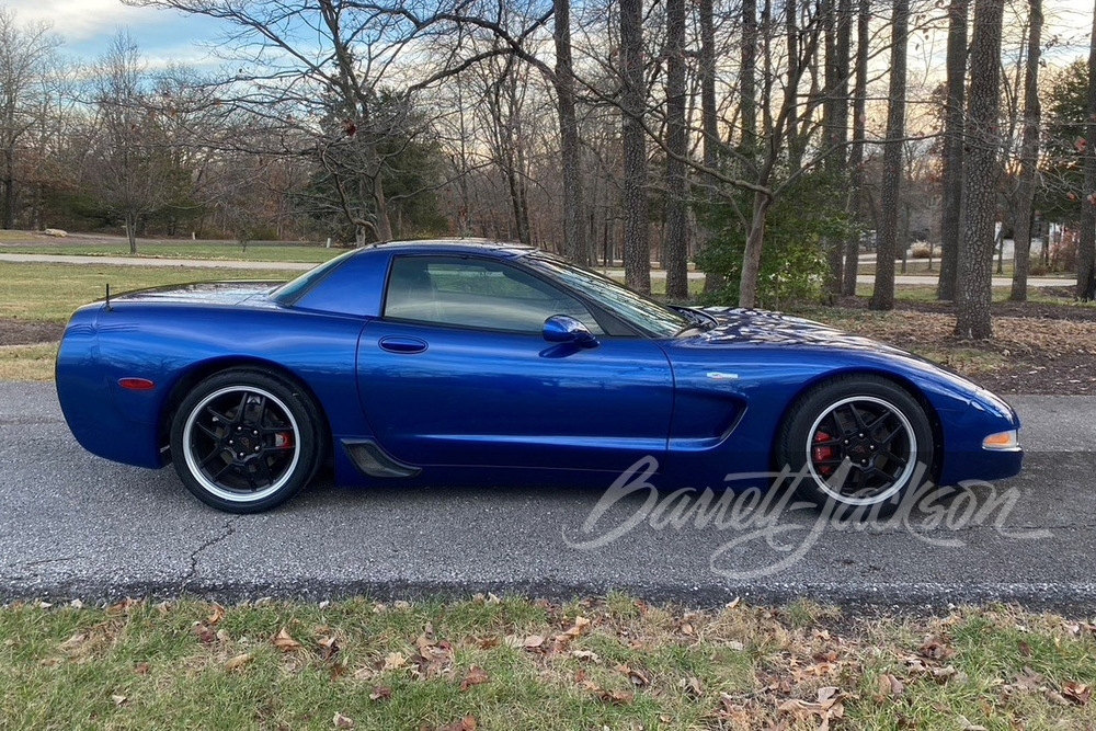 2002 CHEVROLET CORVETTE Z06 - Side Profile - 274273