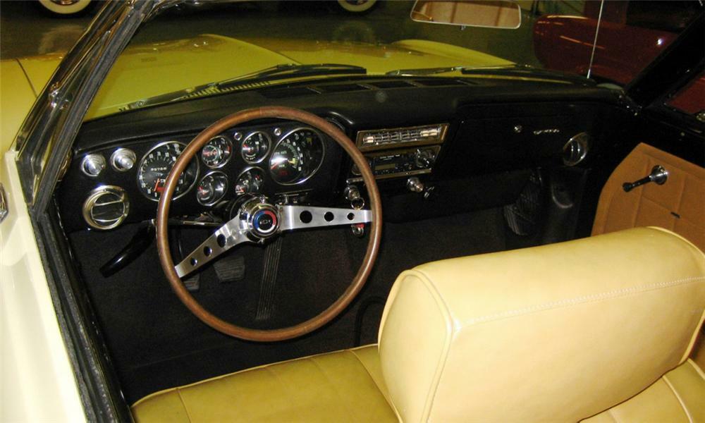 1966 CHEVROLET CORVAIR CONVERTIBLE - Interior - 39707